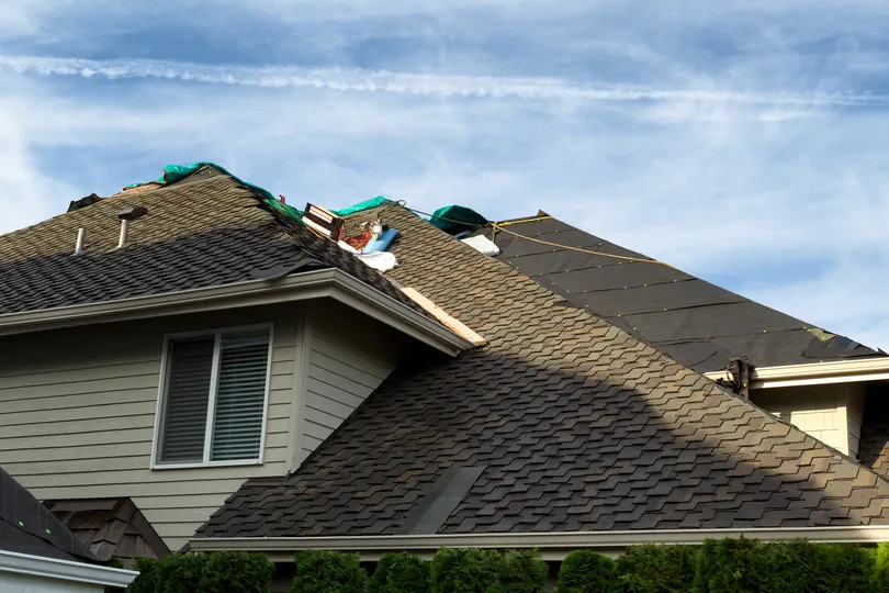 4 Benefits Of Using Tar Paper As A Roof Underlayment
